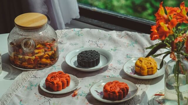 Moon Cake And Tea Mooncake And Tea Stock Photos, Royalty Free Mooncake